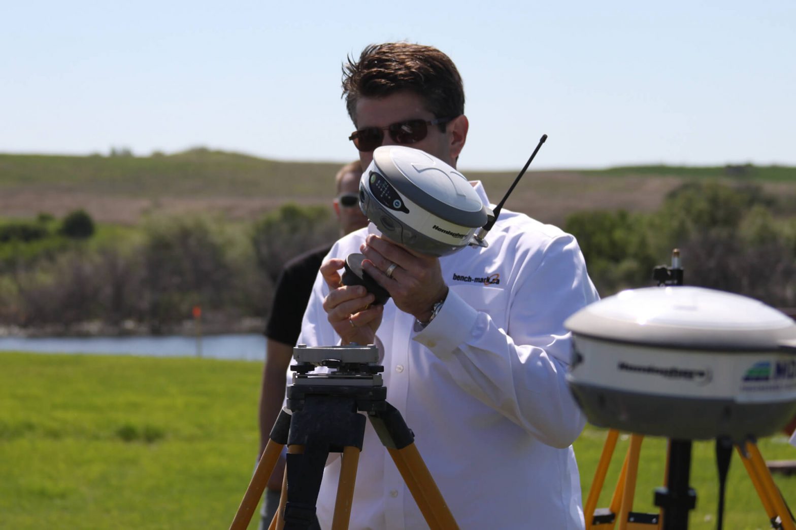 GPS GNSS Receiver | Hemisphere Receivers | Bench Mark USA