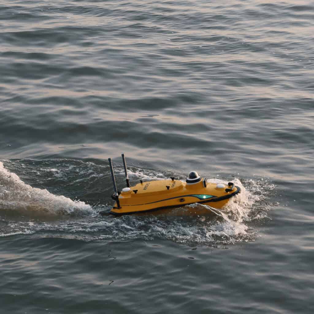 CHCNAV Apache 3 Pro Single Beam EchoSounder - Bench Mark USA