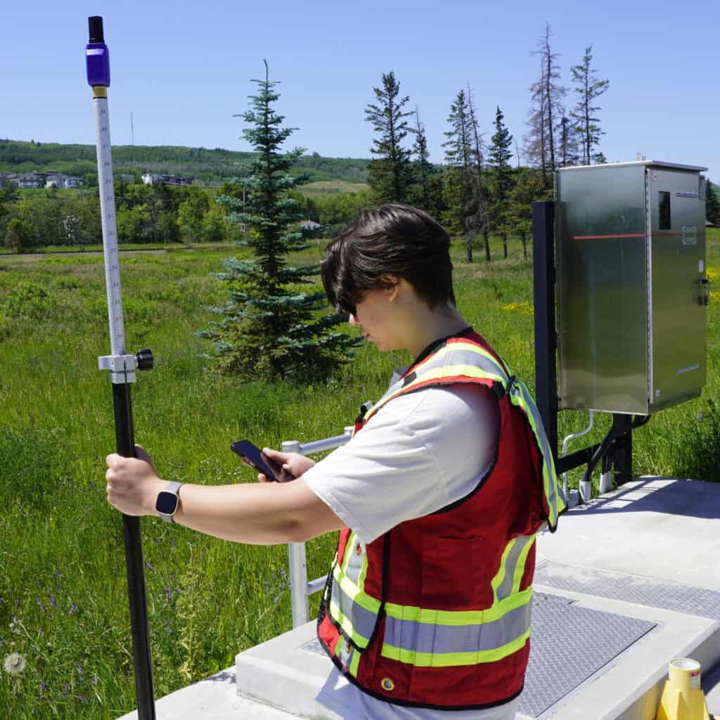 GeoMeasure PinPoint Sub-Meter GNSS Receiver - Bench Mark USA